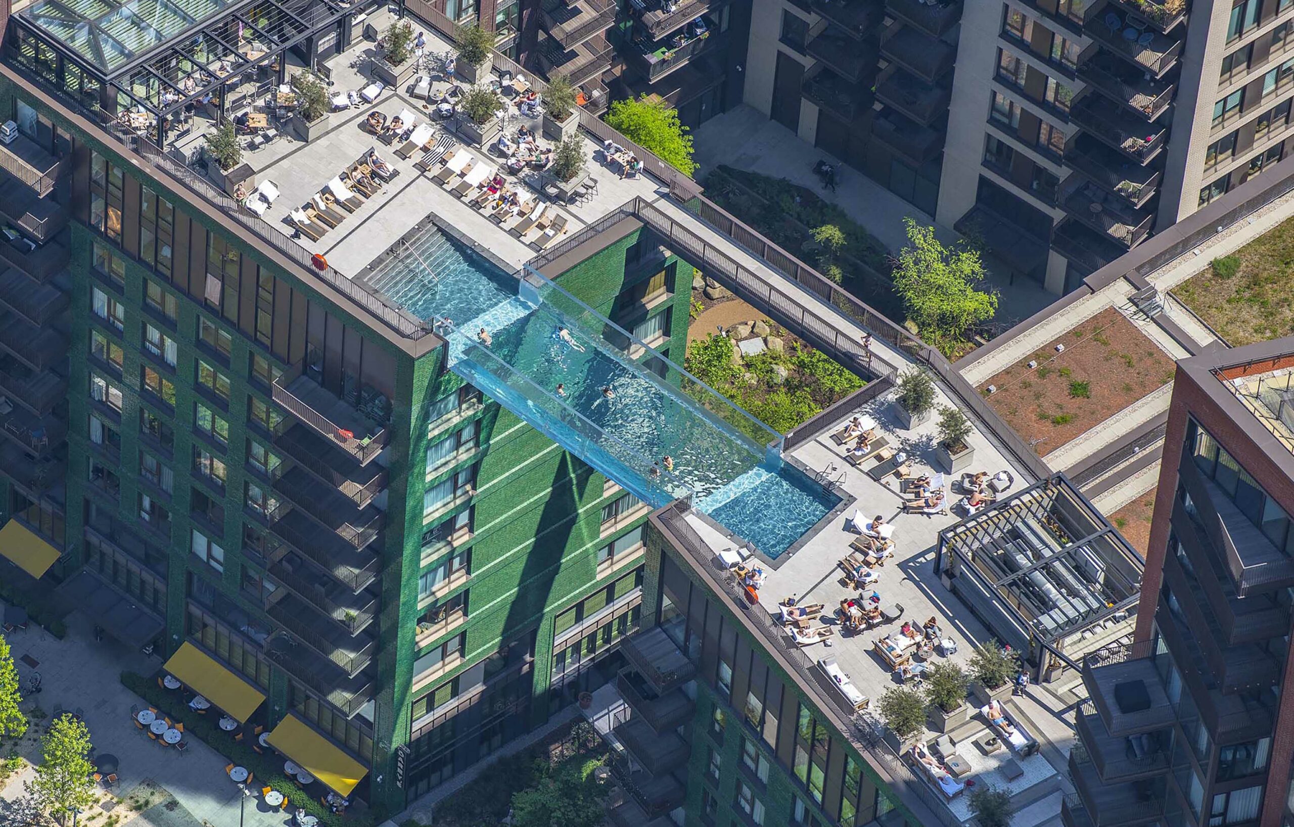 Embassy Gardens - Sky Pool – Bradford Products